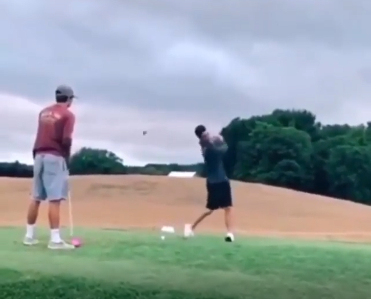 Full Turn - Daily Divots | Funny Golf Video of the Day